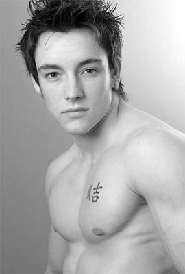 It's that 'X Factor' fitty fitster again