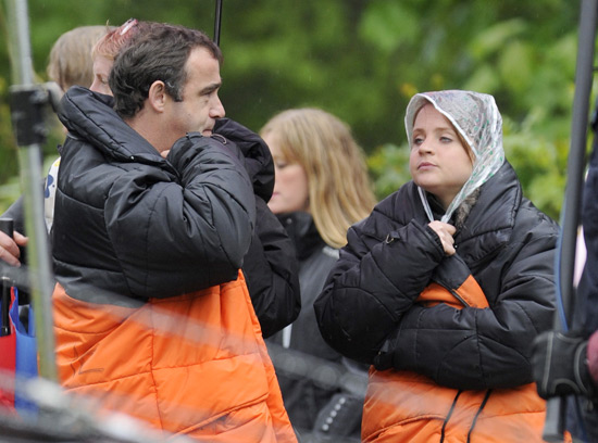 Pics: Corrie's Molly and Kevin get closer