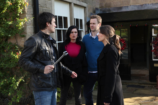 Unseen Archie pics, Cain's angry and Sophie's livid